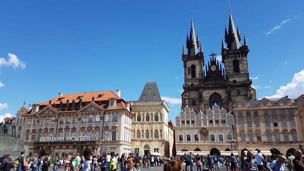 Il centro di Praga : il nostro itinerario a piedi fra palazzi e torri ...